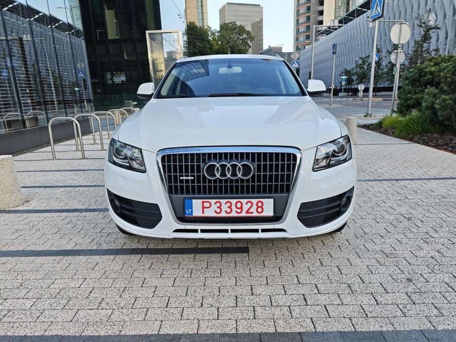 White Audi Q5 2012 in Vilnius, with an engine capacity of 1.98 L and mileage of 152 thousand km for 11200 €, photo 5 on AUTOMOTO.COM.LV