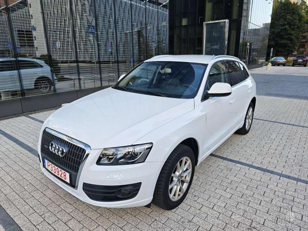 White Audi Q5 2012 in Vilnius, with an engine capacity of 1.98 L and mileage of 152 thousand km for 11200 €, photo 6 on AUTOMOTO.COM.LV