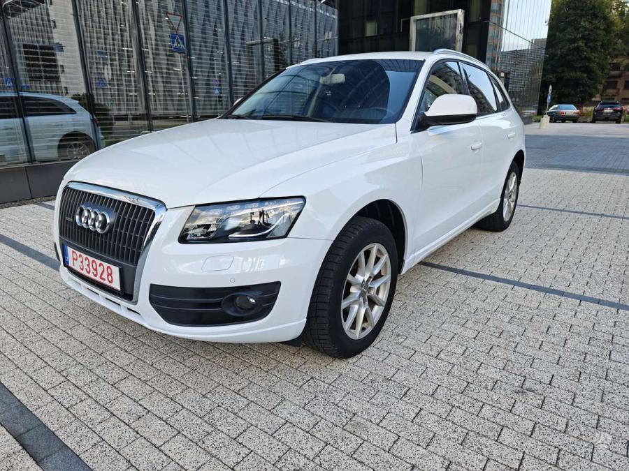 White Audi Q5 2012 in Vilnius, with an engine capacity of 1.98 L and mileage of 152 thousand km for 11200 €, photo 7 on AUTOMOTO.COM.LV