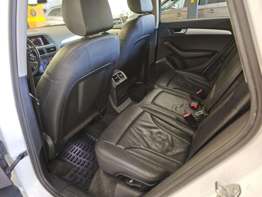 White Audi Q5 2012 in Vilnius, with an engine capacity of 1.98 L and mileage of 152 thousand km for 11200 €, photo 33 on AUTOMOTO.COM.LV