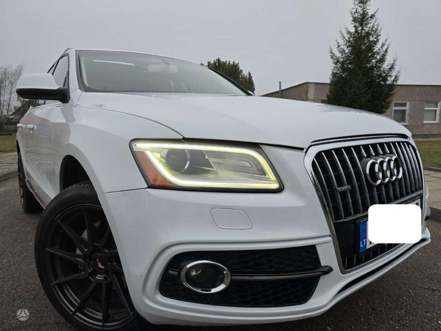 White Audi Q5 2013 in Siauliai, with an engine capacity of 2.00 L and mileage of 260 thousand km for 8300 €, photo 5 on AUTOMOTO.COM.LV