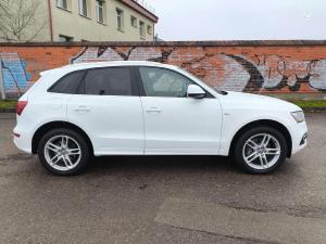 White Audi Q5 2013 in Siauliai, with an engine capacity of 3.00 L and mileage of 233 thousand km for 8600 €, photo 7 on AUTOMOTO.COM.LV