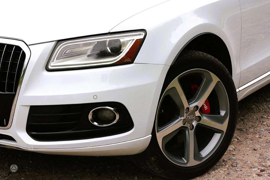 White Audi Q5 2013 in Kretinga, with an engine capacity of 2.97 L and mileage of 313 thousand km for 13999 €, photo 5 on AUTOMOTO.COM.LV