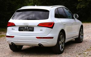 White Audi Q5 2013 in Kretinga, with an engine capacity of 2.97 L and mileage of 313 thousand km for 13999 €, photo 12 on AUTOMOTO.COM.LV
