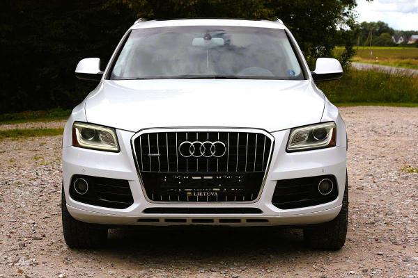 White Audi Q5 2013 in Kretinga, with an engine capacity of 2.97 L and mileage of 313 thousand km for 13999 €, photo 2 on AUTOMOTO.COM.LV
