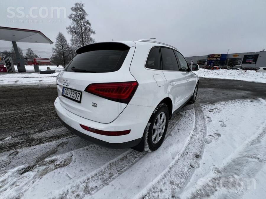 Balts Audi Q5 2013 Rīga, ar dzinēja tilpumu 2.00 L un nobraukumu 236 tūkst. km par 11350 €, foto 3 vietnē AUTOMOTO.COM.LV