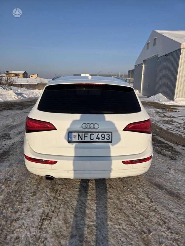 Balts Audi Q5 2013 Panevēža, ar dzinēja tilpumu 1.97 L un nobraukumu 296 tūkst. km par 12015 €, foto 4 vietnē AUTOMOTO.COM.LV