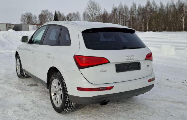 White Audi Q5 2013 in Panevezys, with an engine capacity of 1.97 L and mileage of 243 thousand km for 11400 €, photo 3 on AUTOMOTO.COM.LV