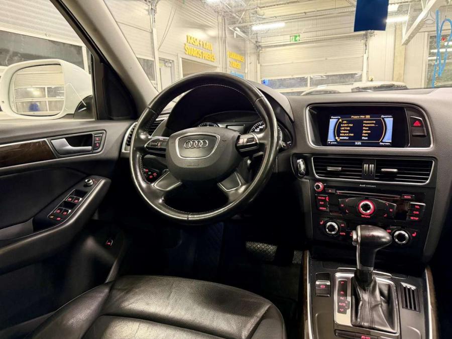 Balts Audi Q5 2013 Viļņa, ar dzinēja tilpumu 1.98 L un nobraukumu 209 tūkst. km par 6700 €, foto 17 vietnē AUTOMOTO.COM.LV