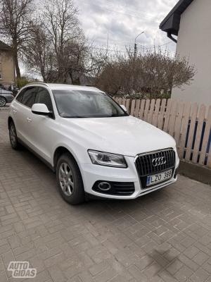 Balts Audi Q5 2013 Šauļi, ar dzinēja tilpumu 2.00 L un nobraukumu 181 tūkst. km par 12000 €, foto  vietnē AUTOMOTO.COM.LV