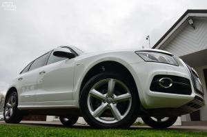 White Audi Q5 2013 in Kaunas, with an engine capacity of 2.00 L and mileage of 249 thousand km for 10650 €, photo 7 on AUTOMOTO.COM.LV