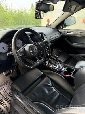 White Audi Q5 2013 in Riga, with an engine capacity of 3.00 L and mileage of 294 thousand km for 15500 €, photo  on AUTOMOTO.COM.LV