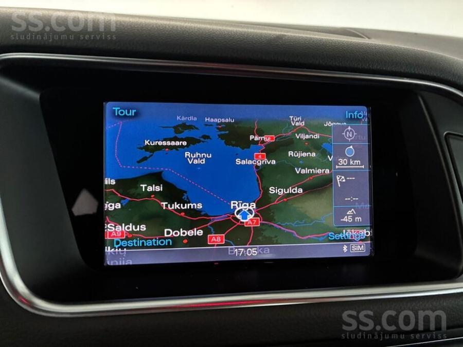 Balts Audi Q5 2013 Rīga, ar dzinēja tilpumu 3.00 L un nobraukumu 216 tūkst. km par 14900 €, foto 15 vietnē AUTOMOTO.COM.LV