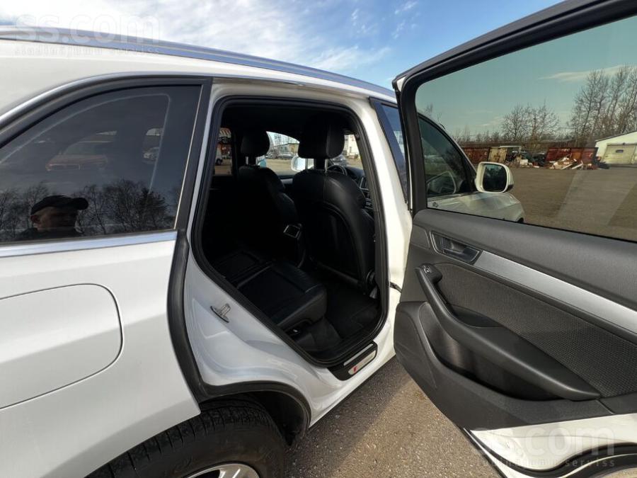 Balts Audi Q5 2013 Rīga, ar dzinēja tilpumu 2.00 L un nobraukumu 236 tūkst. km par 10200 €, foto 14 vietnē AUTOMOTO.COM.LV
