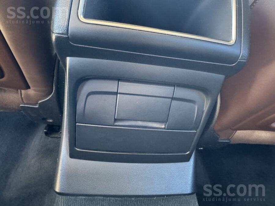 Белый Ауди Ку 5 2013 в Рига, объемом двигателя 2.00 л и пробегом 137 тыс. км за 14500 €, фото 14 на AUTOMOTO.COM.LV