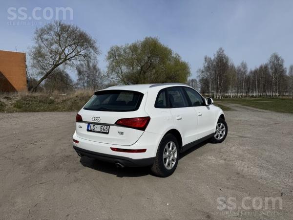 Balts Audi Q5 2013 Rīga, ar dzinēja tilpumu 2.00 L un nobraukumu 139 tūkst. km par 14300 €, foto 4 vietnē AUTOMOTO.COM.LV