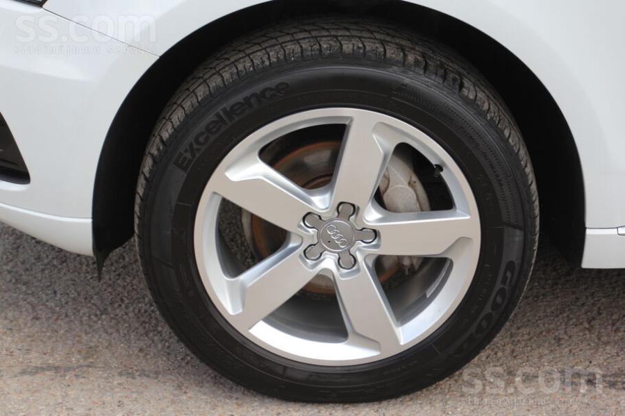 Balts Audi Q5 2013 Tukums, ar dzinēja tilpumu 2.00 L un nobraukumu 204 tūkst. km par 12990 €, foto 17 vietnē AUTOMOTO.COM.LV