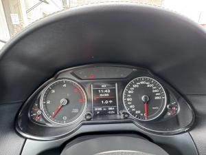 White Audi Q5 2013 in Riga, with an engine capacity of 2.00 L and mileage of 267 thousand km for 14000 €, photo 9 on AUTOMOTO.COM.LV