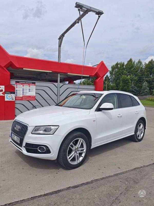 Balts Audi Q5 2013 Plungė, ar dzinēja tilpumu 3.00 L un nobraukumu 160 tūkst. km par 11800 €, foto 2 vietnē AUTOMOTO.COM.LV