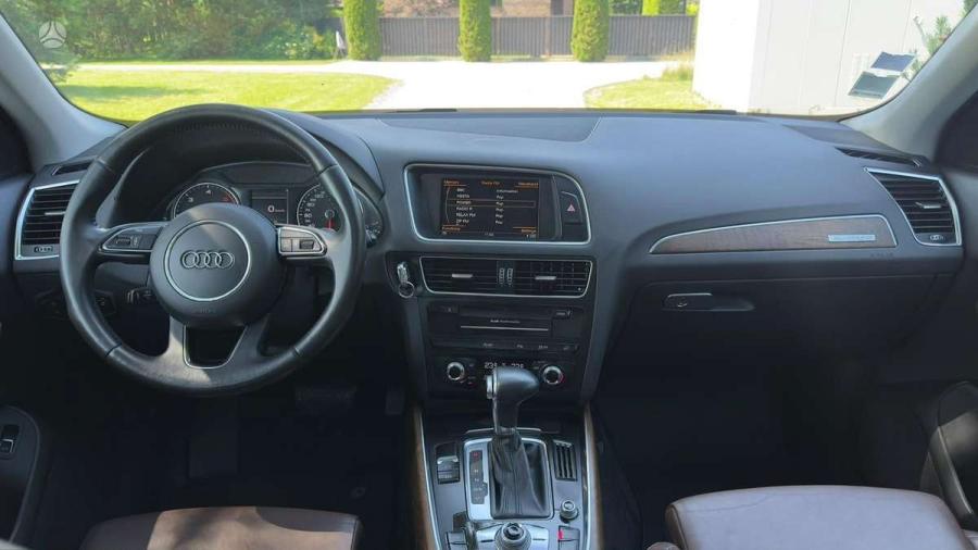 White Audi Q5 2013 in Vilnius, with an engine capacity of 2.97 L and mileage of 278 thousand km for 12900 €, photo 18 on AUTOMOTO.COM.LV