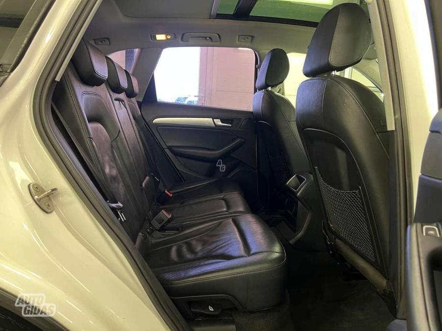 White Audi Q5 2013 in Aukstieji Rusokai, with an engine capacity of 2.00 L and mileage of 238 thousand km for 11374 €, photo 34 on AUTOMOTO.COM.LV