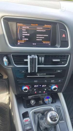 White Audi Q5 2013 in Ukmerge, with an engine capacity of 2.00 L and mileage of 298 thousand km for 11600 €, photo 17 on AUTOMOTO.COM.LV