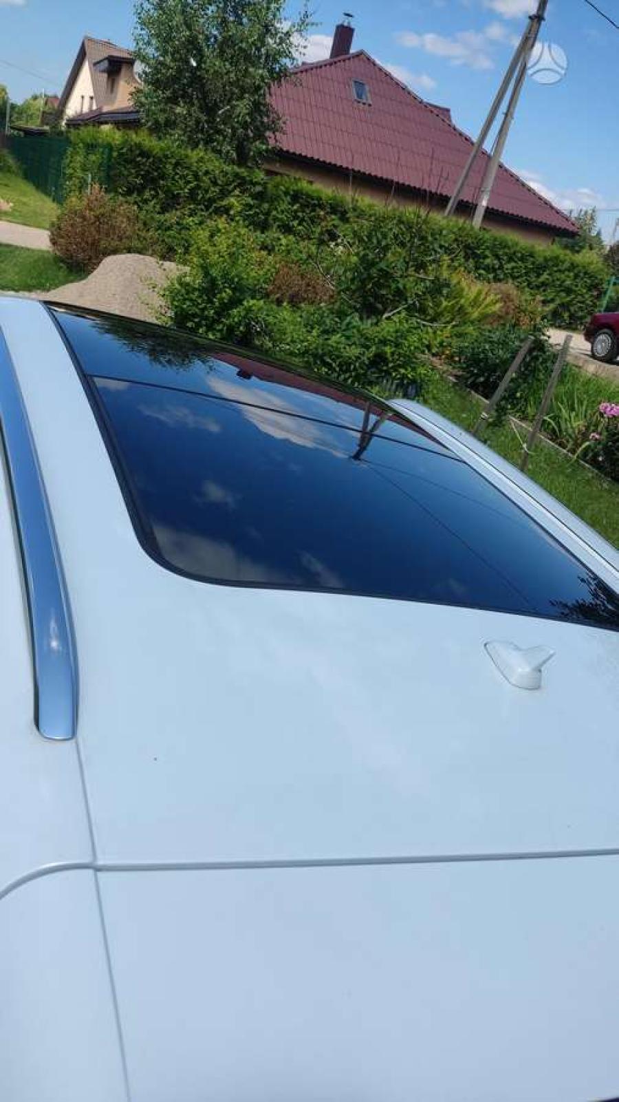 White Audi Q5 2013 in Ukmerge, with an engine capacity of 2.00 L and mileage of 298 thousand km for 11600 €, photo 19 on AUTOMOTO.COM.LV
