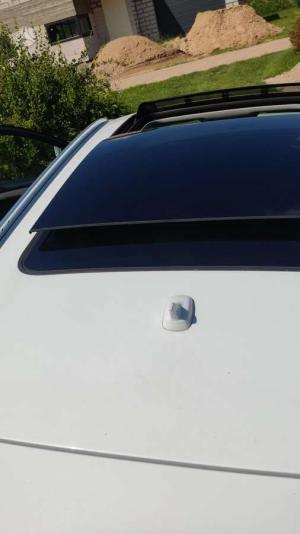 White Audi Q5 2013 in Ukmerge, with an engine capacity of 2.00 L and mileage of 298 thousand km for 11600 €, photo 21 on AUTOMOTO.COM.LV