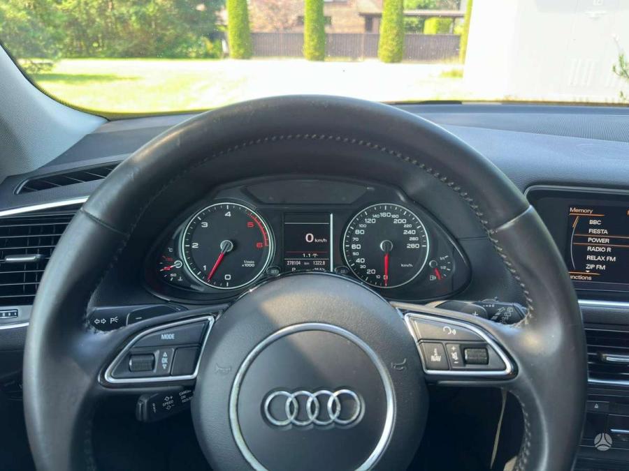 White Audi Q5 2013 in Vilnius, with an engine capacity of 2.97 L and mileage of 278 thousand km for 11990 €, photo 21 on AUTOMOTO.COM.LV