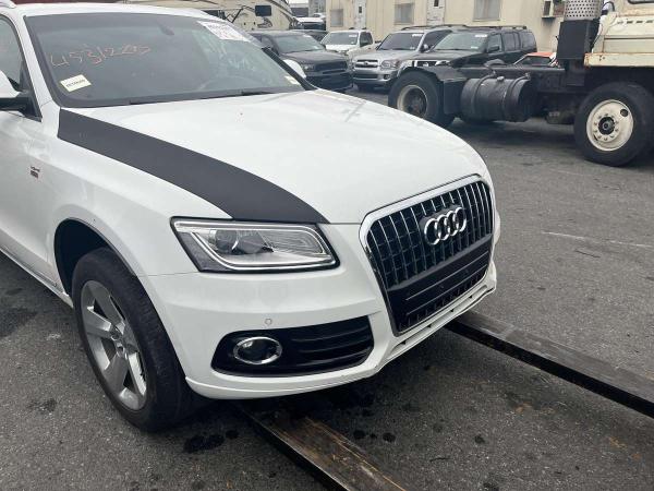 White Audi Q5 2013 in Vilnius, with an engine capacity of 1.98 L and mileage of 281 thousand km for 8900 €, photo 2 on AUTOMOTO.COM.LV