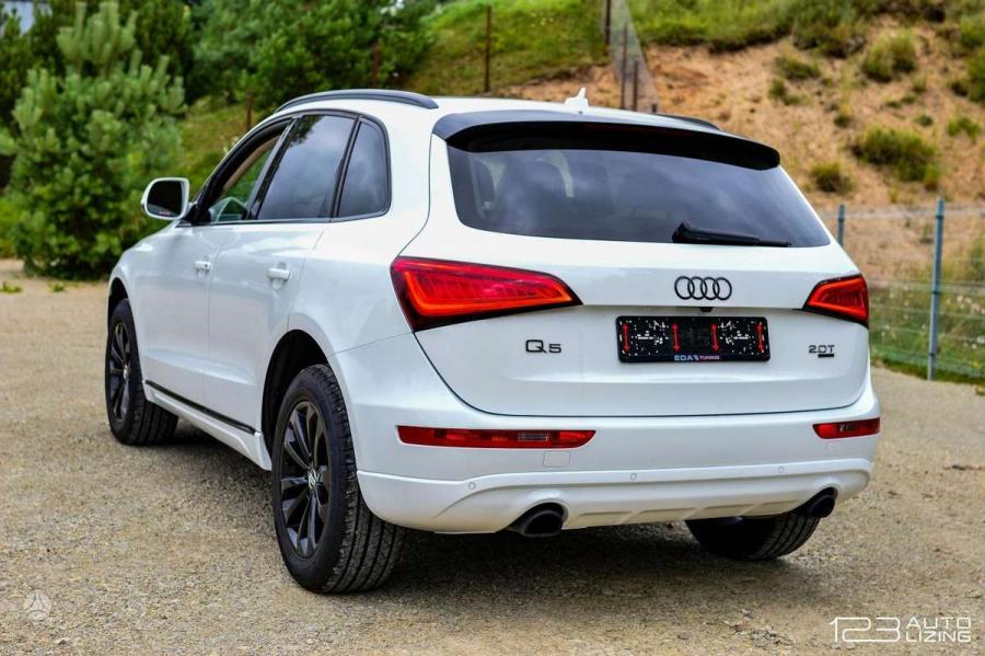 White Audi Q5 2013 in Kretinga, with an engine capacity of 2.00 L and mileage of 227 thousand km for 12750 €, photo 8 on AUTOMOTO.COM.LV