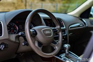 White Audi Q5 2013 in Kretinga, with an engine capacity of 2.00 L and mileage of 227 thousand km for 12750 €, photo 18 on AUTOMOTO.COM.LV