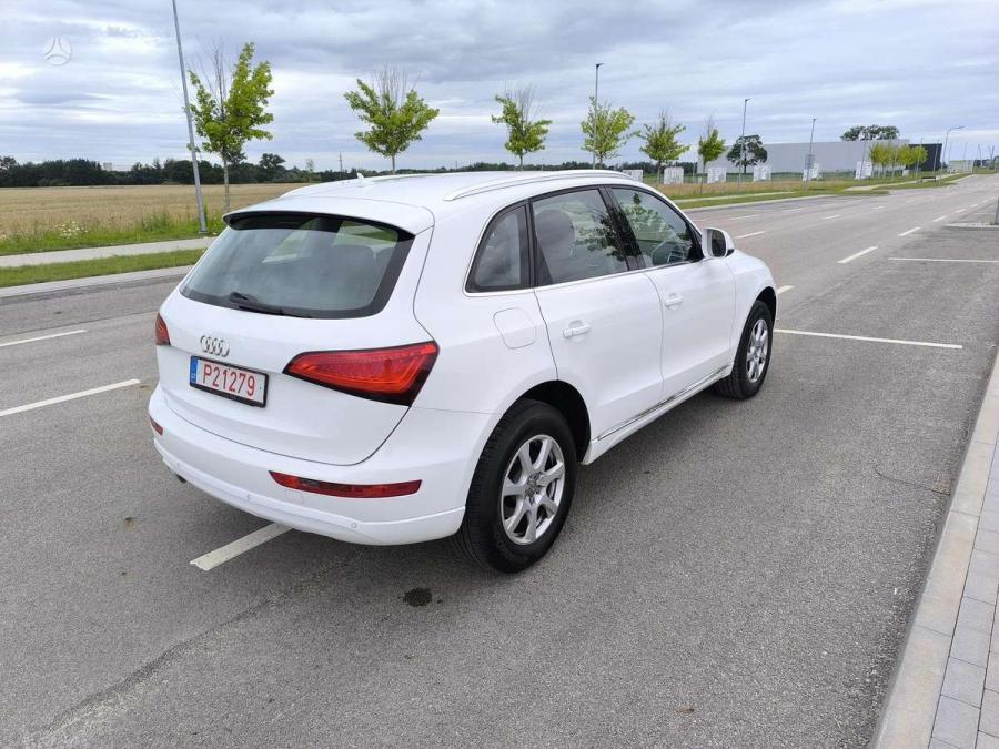 Balts Audi Q5 2013 Marijampole, ar dzinēja tilpumu 1.97 L un nobraukumu 328 tūkst. km par 8900 €, foto 6 vietnē AUTOMOTO.COM.LV