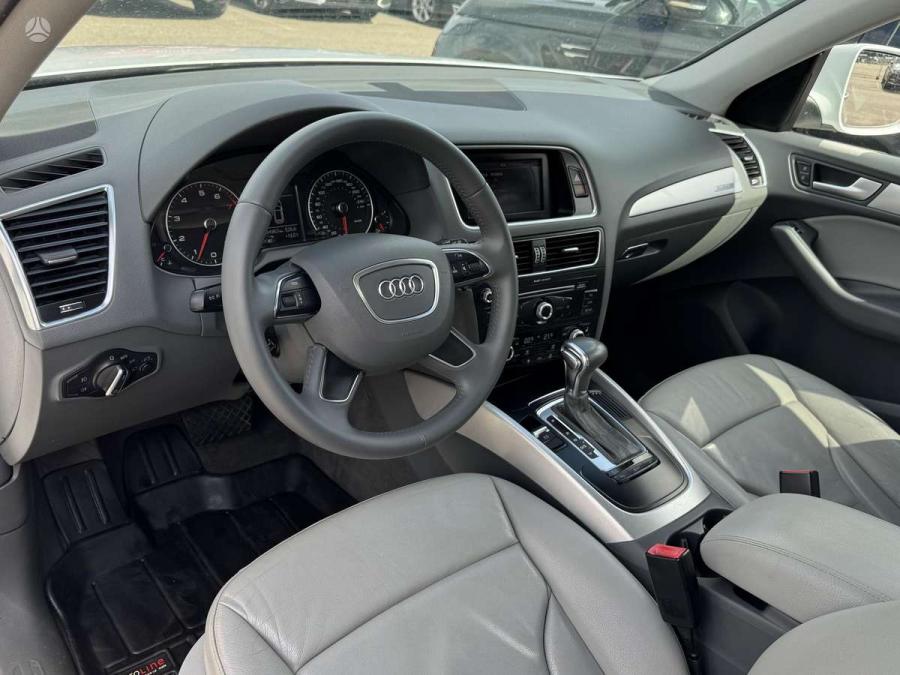 Balts Audi Q5 2013 Viļņa, ar dzinēja tilpumu 1.98 L un nobraukumu 185 tūkst. km par 9990 €, foto 19 vietnē AUTOMOTO.COM.LV