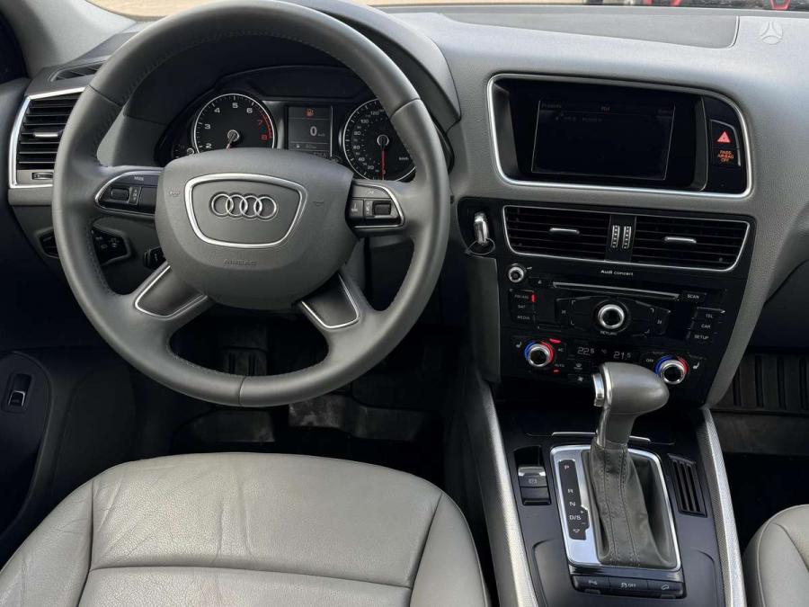 Balts Audi Q5 2013 Viļņa, ar dzinēja tilpumu 1.98 L un nobraukumu 185 tūkst. km par 9990 €, foto 26 vietnē AUTOMOTO.COM.LV