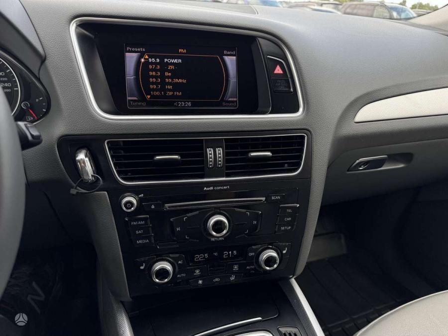 Balts Audi Q5 2013 Viļņa, ar dzinēja tilpumu 1.98 L un nobraukumu 185 tūkst. km par 9990 €, foto 29 vietnē AUTOMOTO.COM.LV