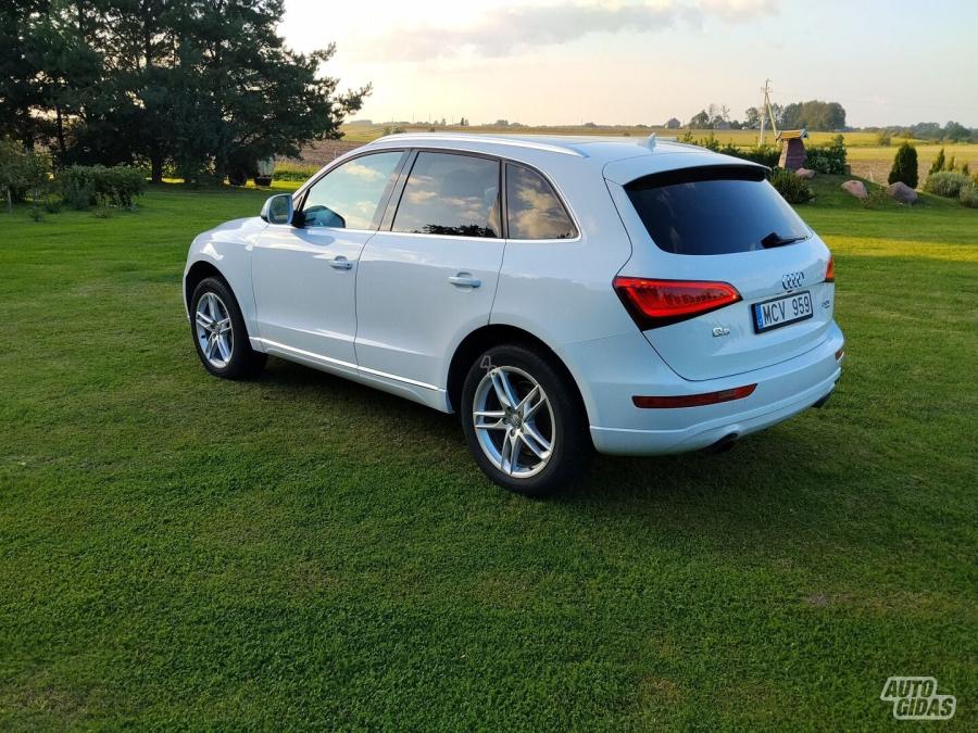 White Audi Q5 2013 in Marijampole, with an engine capacity of 2.00 L and mileage of 225 thousand km for 8500 €, photo 4 on AUTOMOTO.COM.LV