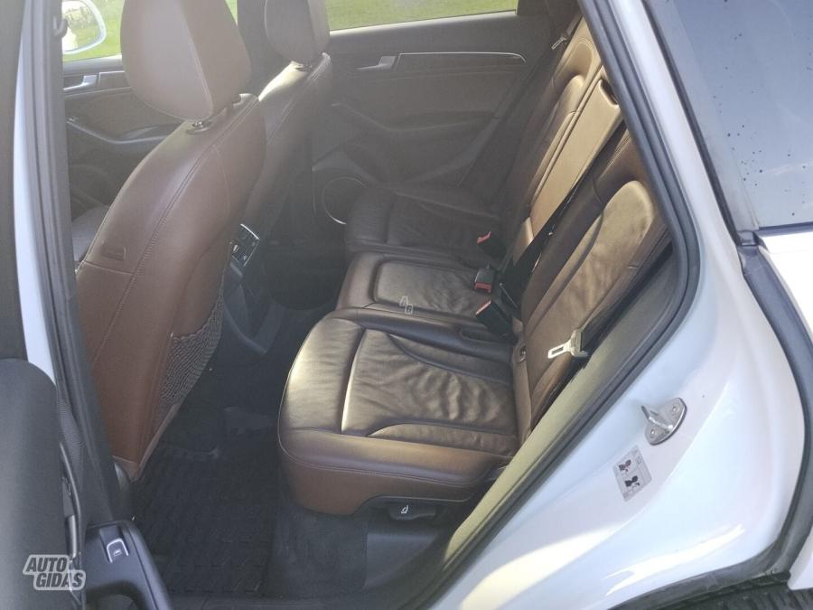 White Audi Q5 2013 in Marijampole, with an engine capacity of 2.00 L and mileage of 225 thousand km for 8500 €, photo 13 on AUTOMOTO.COM.LV