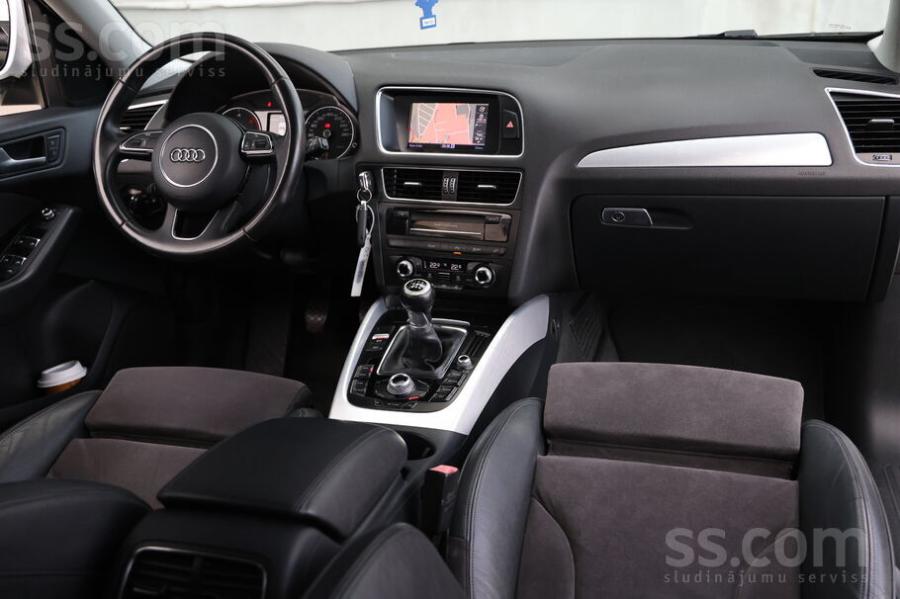 White Audi Q5 2013 in Tukums, with an engine capacity of 2.00 L and mileage of 267 thousand km for 11500 €, photo 6 on AUTOMOTO.COM.LV