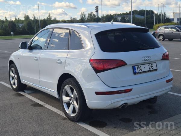 Balts Audi Q5 2013 Tukums, ar dzinēja tilpumu 2.00 L un nobraukumu 327 tūkst. km par 12250 €, foto 4 vietnē AUTOMOTO.COM.LV