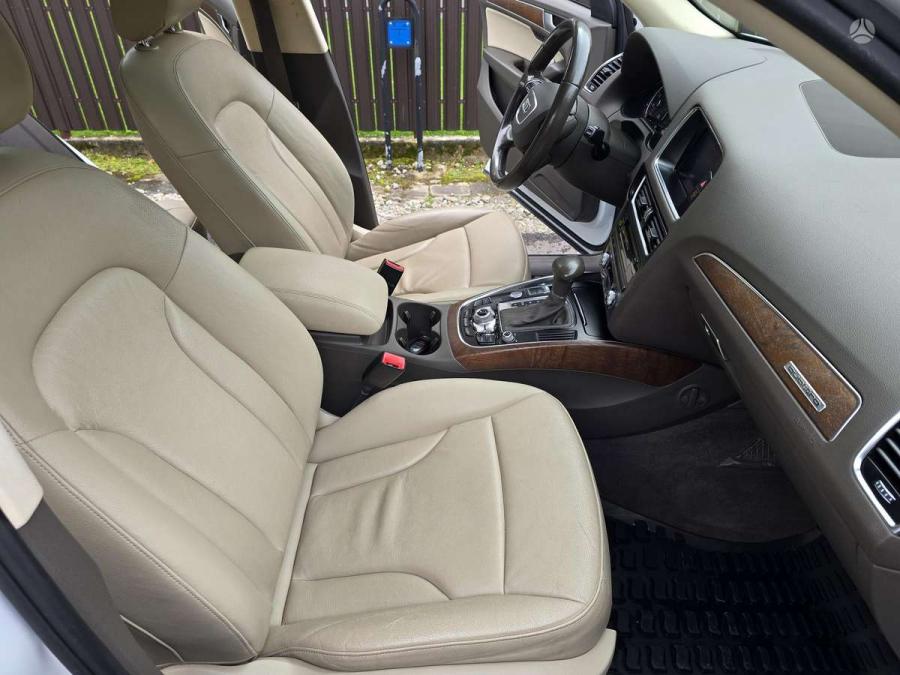 White Audi Q5 2013 in Radviliskis, with an engine capacity of 1.98 L and mileage of 196 thousand km for 7600 €, photo 7 on AUTOMOTO.COM.LV