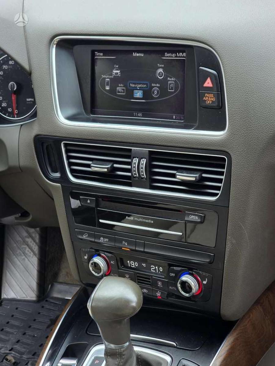 White Audi Q5 2013 in Radviliskis, with an engine capacity of 1.98 L and mileage of 196 thousand km for 7600 €, photo 15 on AUTOMOTO.COM.LV