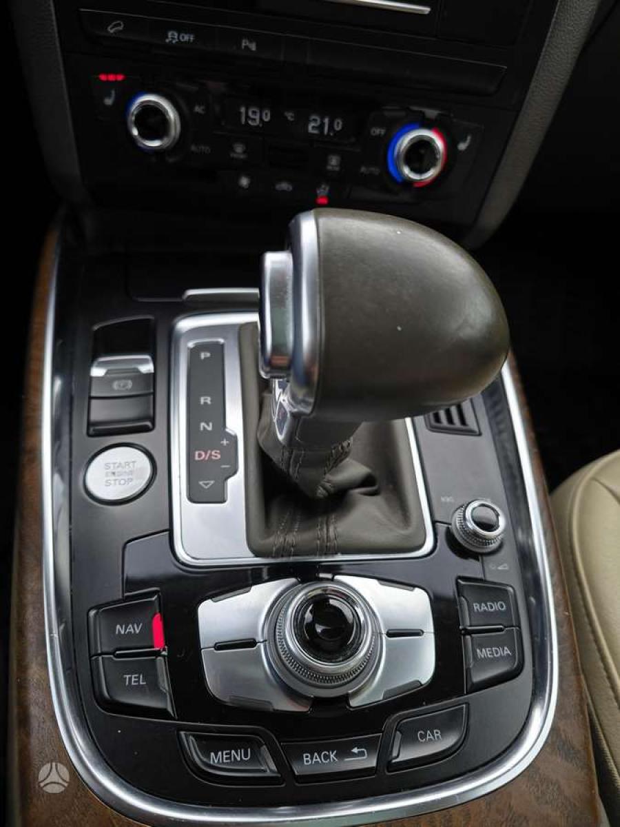 White Audi Q5 2013 in Radviliskis, with an engine capacity of 1.98 L and mileage of 196 thousand km for 7600 €, photo 18 on AUTOMOTO.COM.LV