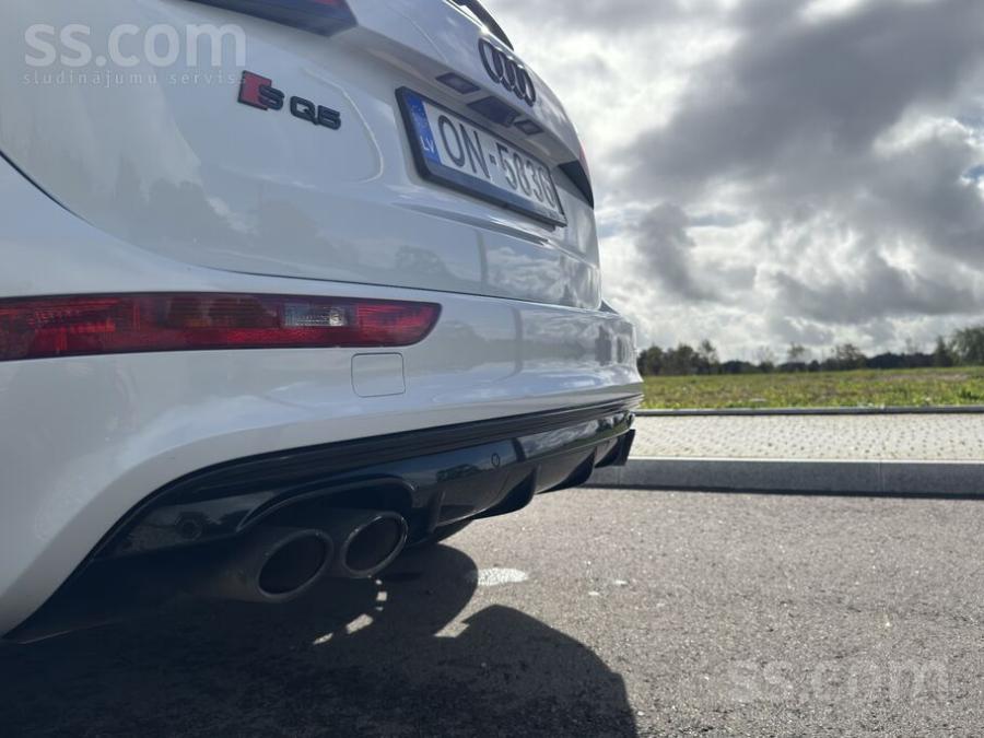 Balts Audi Q5 2013 Rēzekne, ar dzinēja tilpumu 3.00 L un nobraukumu 292 tūkst. km par 13950 €, foto 12 vietnē AUTOMOTO.COM.LV