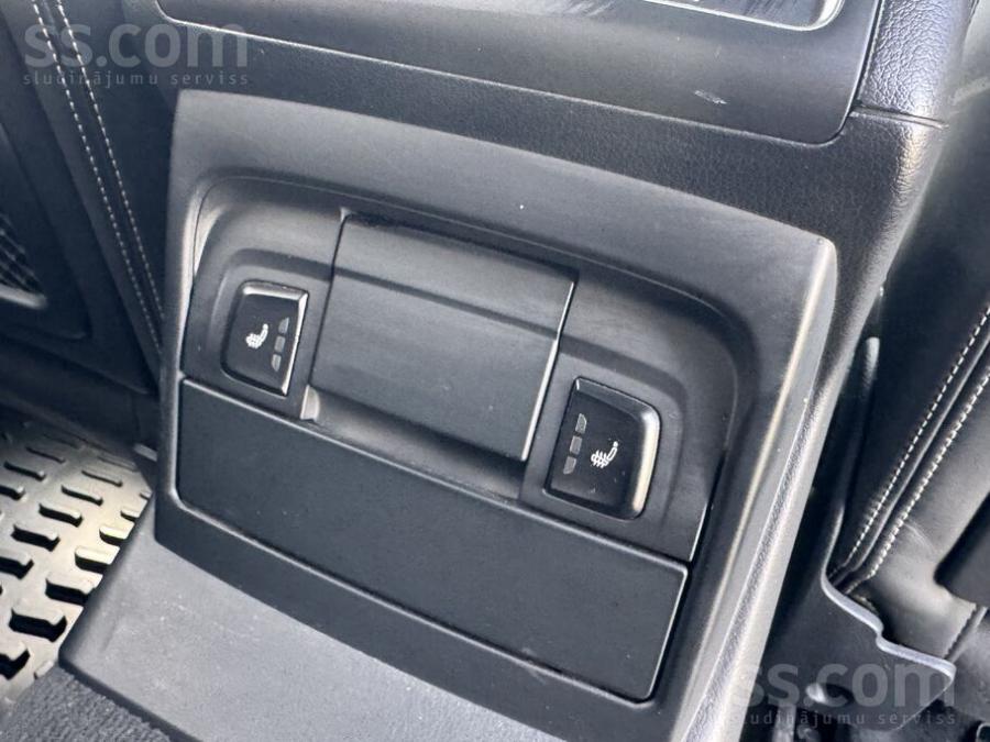 Balts Audi Q5 2013 Rēzekne, ar dzinēja tilpumu 3.00 L un nobraukumu 292 tūkst. km par 13950 €, foto 18 vietnē AUTOMOTO.COM.LV