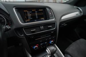 Balts Audi Q5 2013 Rīga, ar dzinēja tilpumu 2.00 L un nobraukumu 197 tūkst. km par 14550 €, foto 19 vietnē AUTOMOTO.COM.LV