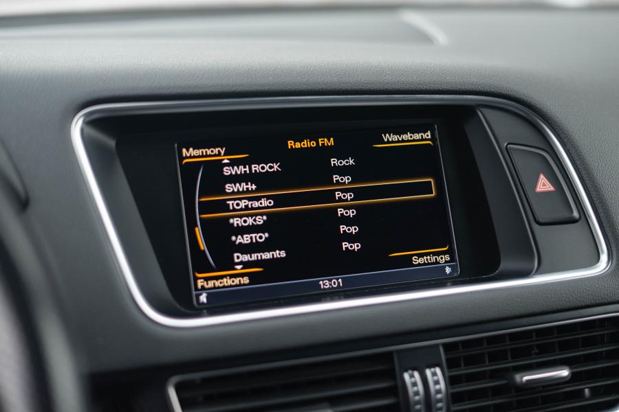 Balts Audi Q5 2013 Rīga, ar dzinēja tilpumu 2.00 L un nobraukumu 197 tūkst. km par 14550 €, foto 20 vietnē AUTOMOTO.COM.LV