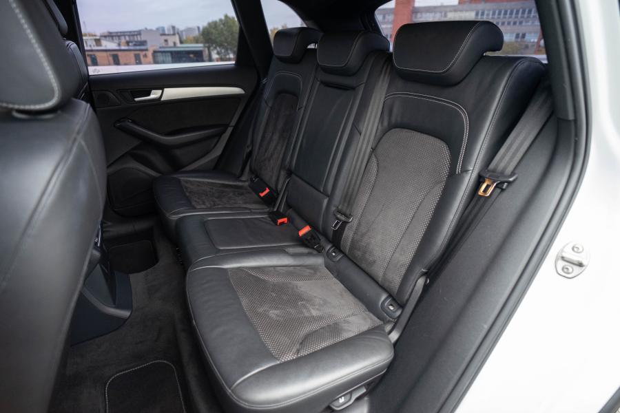 Balts Audi Q5 2013 Rīga, ar dzinēja tilpumu 2.00 L un nobraukumu 197 tūkst. km par 14550 €, foto 30 vietnē AUTOMOTO.COM.LV