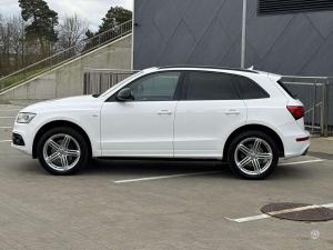 White Audi Q5 2014 in Jonava, with an engine capacity of 3.00 L and mileage of 290 thousand km for 13750 €, photo 4 on AUTOMOTO.COM.LV