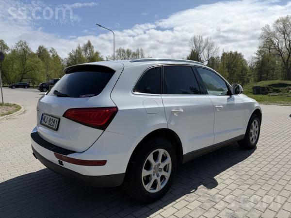 Balts Audi Q5 2014 Liepāja, ar dzinēja tilpumu 2.00 L un nobraukumu 222 tūkst. km par 10900 €, foto 4 vietnē AUTOMOTO.COM.LV